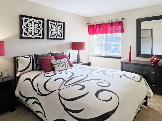 Kensington Woods Apartments 2 Bedroom Apartment for Rent at 1323 N 108th St, Omaha, NE 68114