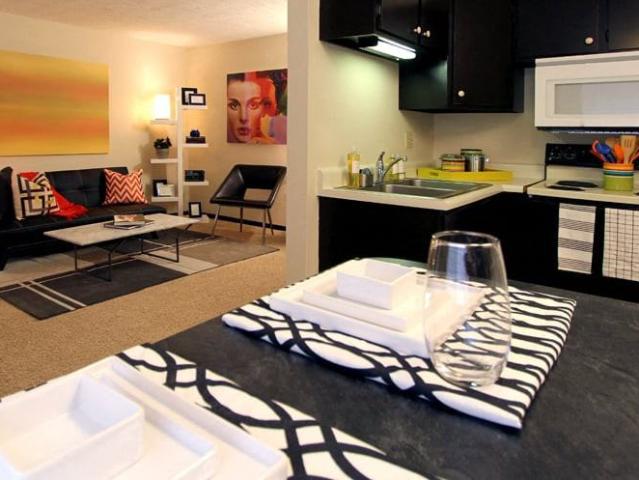 Kensington Woods Apartments 2 Bedroom Apartment for Rent at 1323 N 108th St, Omaha, NE 68114