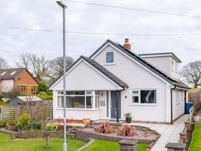 Keats Close, Eccleston, 3 Bedroom Detached