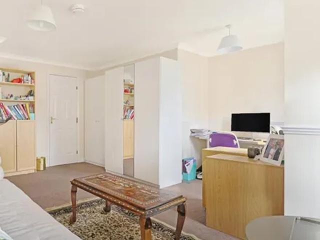 Keats Close, London, SE1 5TZ, United Kingdom | 5 bed house for rent #166418736 | Rentberry