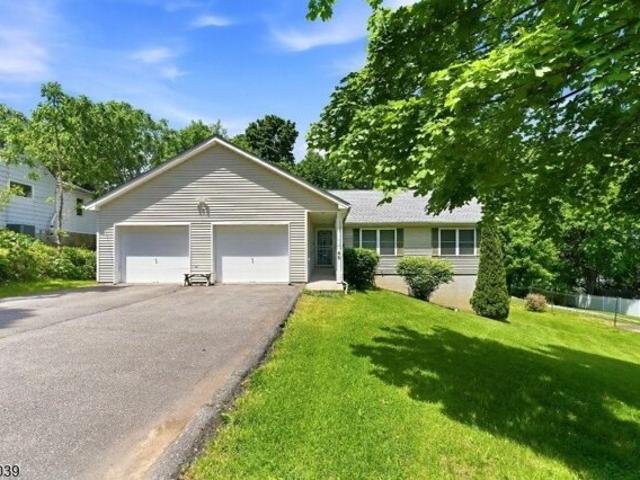 Kearney St, Dover, Home For Sale