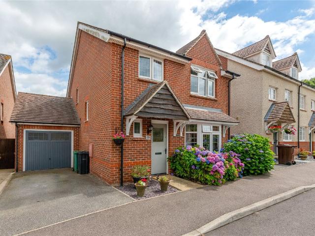 Keele Avenue, Maidstone ME15, 4 bed detached house to rent, £2,200 pcm | PrimeLocation