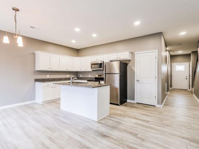 Keeneland Duplexes 3 Bedroom Apartment for Rent at 100 Keeneland Dr, Elizabethtown, KY 42701