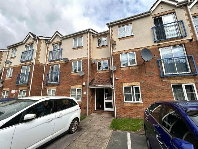 Keer Court, Bordesley Green, Birmingham B9, 2 bed flat to rent, £925 pcm | PrimeLocation