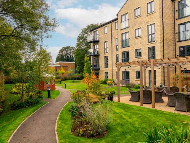 Keighley Road, BINGLEY BD16 1 bed retirement property to rent £1,565 pcm £361 pw