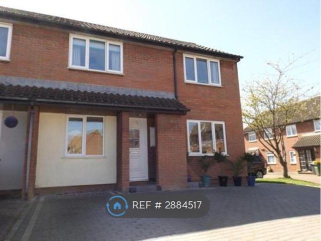 Kelvedon Close, Rayleigh SS6, 3 bed end terrace house to rent, £1,900 pcm | PrimeLocation