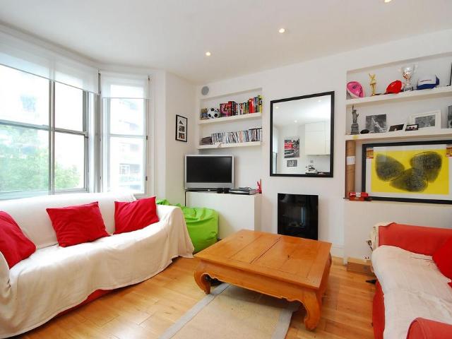 Kelvedon Road, Parsons Green, London. 2 bed flat to rent £2,817 pcm £650 pw