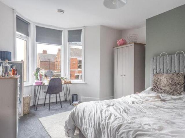 Kelvin Grove, Newcastle Upon Tyne, 6 Bedroom Maisonette