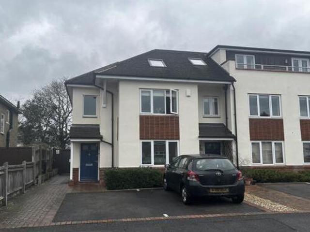 Kelburne Road, Oxford, 3 Bedroom Flat