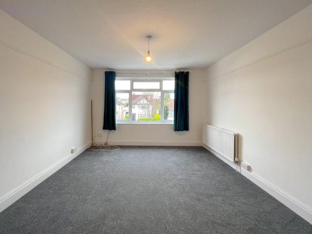 Kellaway Avenue, Henleaze, BS6 7XR