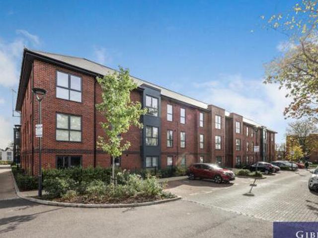 Kellett Street, Uxbridge, 2 Bedroom Apartment