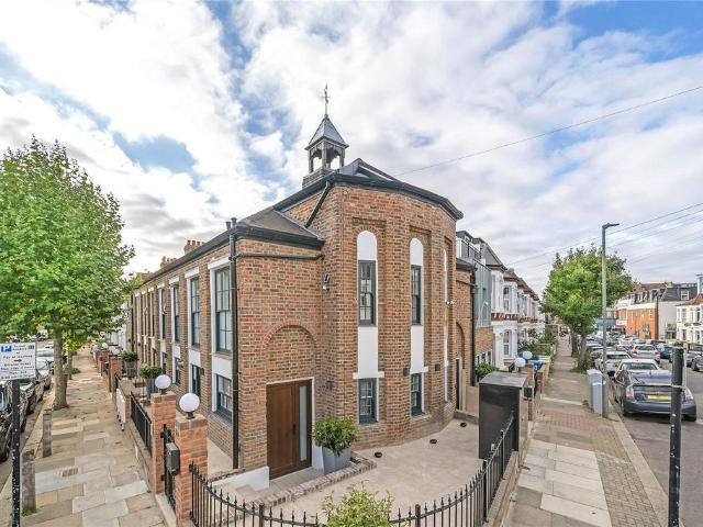 Kellino Street, Wandsworth, London, SW17 3 bed terraced house to rent £3,650 pcm £842 pw