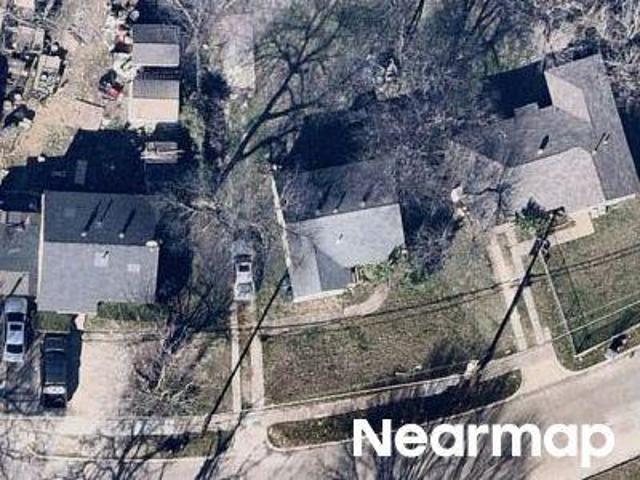 Kellogg Ave