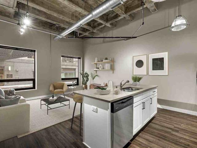 Kellogg Square 1 Bedroom Apartment for Rent at 111 Kellogg Blvd E, St. Paul, MN 55101 Downtown St. Paul
