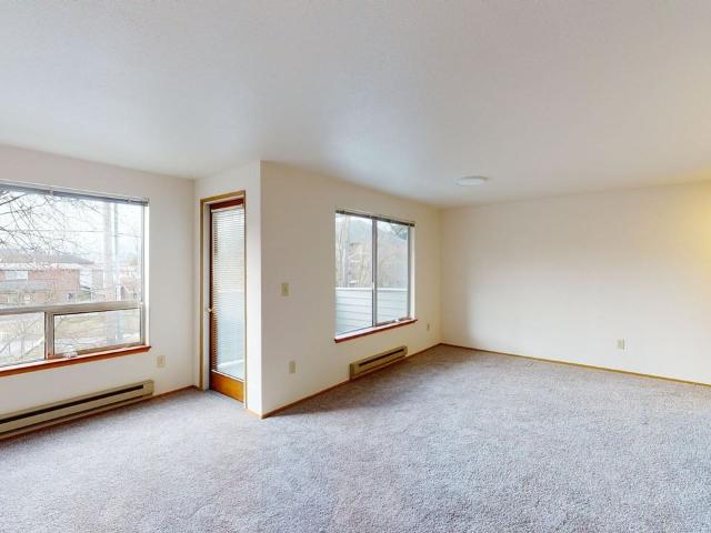 Kelly Anne Apartments 2 Bedroom Apartment for Rent at 816 Ne 43rd St, Seattle, WA 98105 University District