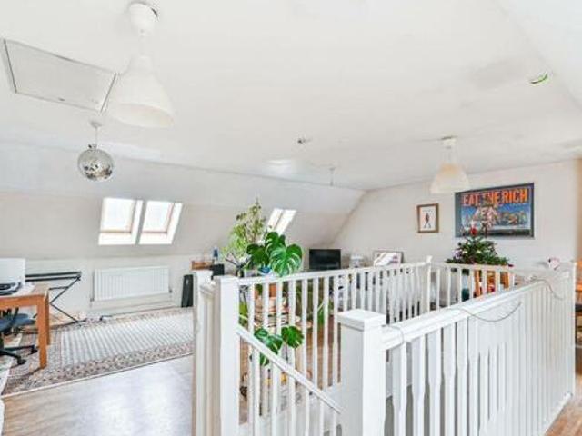 Kelly Avenue, Peckham, 3 Bedroom Flat