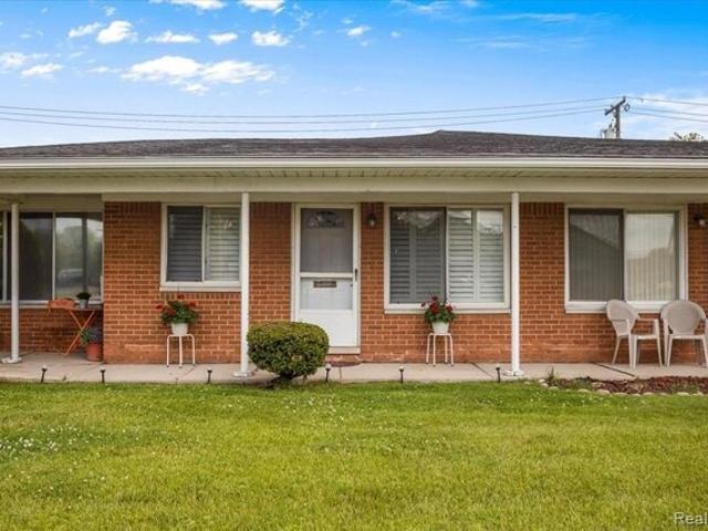 Kelly Rd Apt,eastpointe, Condo For Sale