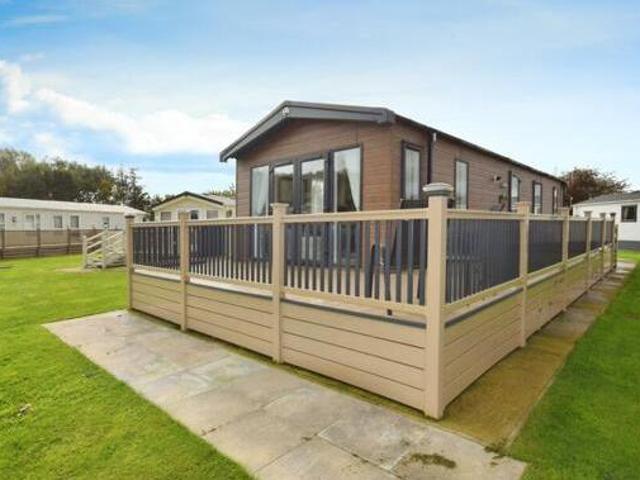 Kelsey Wood Country Park Ltd, Monksthorpe, 2 Bedroom Park