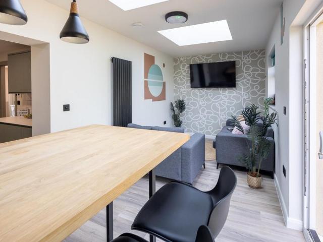 Kelston View, Bath BA2 1 bed in a house share to rent £1,062 pcm £245 pw