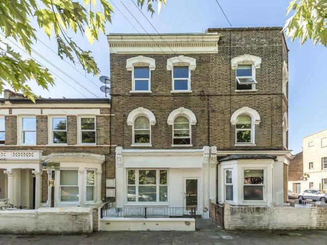 Kepler Road, Clapham SW4, 2 bed flat to rent, £2,400 pcm | PrimeLocation