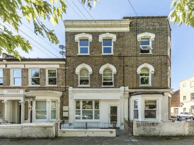 Kepler Road, London SW4 2 bed flat to rent £2,400 pcm £554 pw
