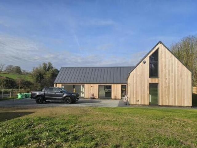 Keppeldown, Lydden, 4 Bedroom Detached
