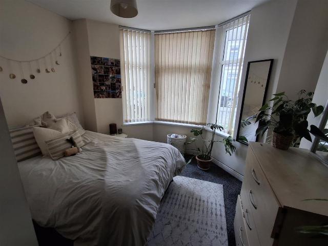 Keppoch Street, Roath, Cardiff CF24, 2 bed flat to rent, £1,225 pcm | PrimeLocation