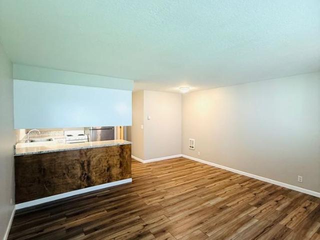 Kerley Five Properties, LLC 1 Bedroom Apartment for Rent at 5517 PO Box 5517, Salem, OR 97304 West Salem