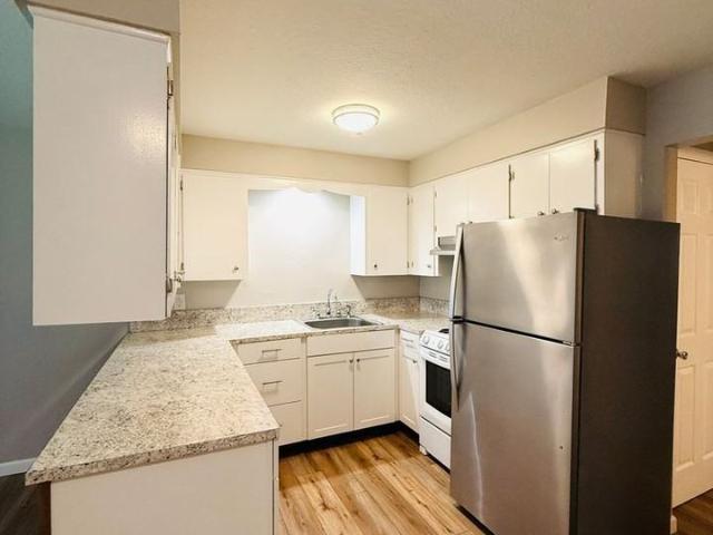 Kerley Five Properties, LLC 1 Bedroom Apartment for Rent at 5517 PO Box 5517, Salem, OR 97304 West Salem