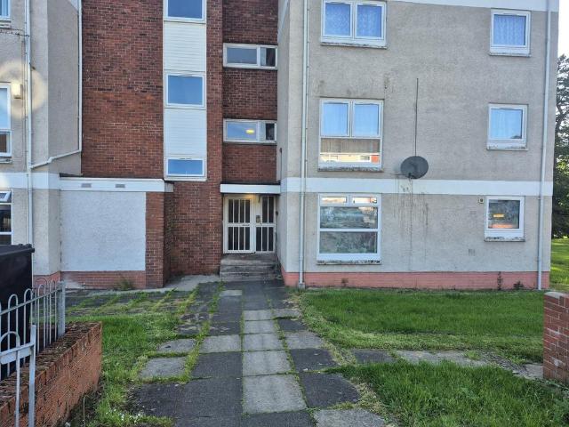 Kerr Road, Kilmarnock, East Ayrshire. 1 bed apartment to rent £2,167 pcm £500 pw
