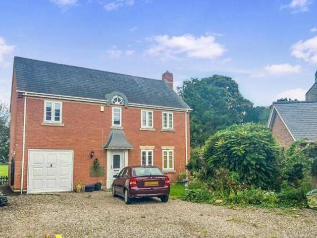 Kerry, Park Avenue, Newtown, 4 Bedroom Detached
