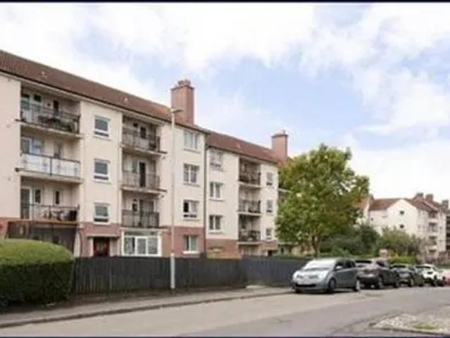 Kerrycroy Avenue, Glasgow, G42 0BH, United Kingdom | 2 bed apartment for rent #167383167 | Rentberry
