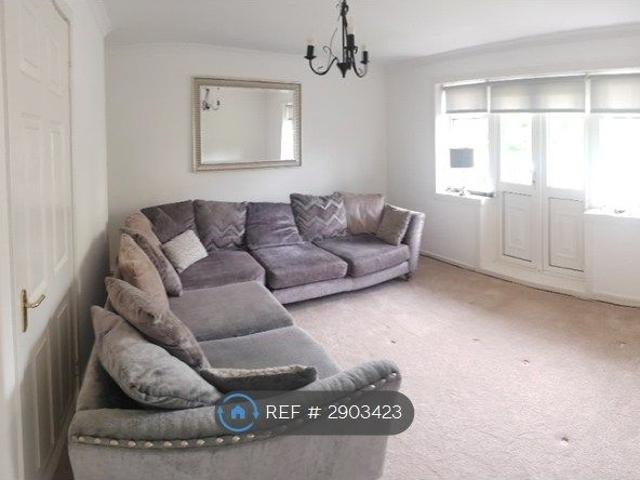 Kerrycroy St, Glasgow G42, 3 bed flat to rent, £995 pcm | PrimeLocation