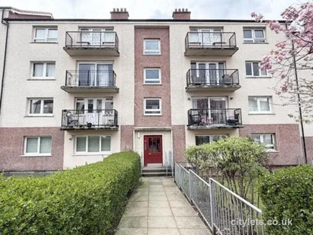 Kerrycroy Street, Glasgow, G42 0LB, United Kingdom | 2 bed apartment for rent #166657755 | Rentberry