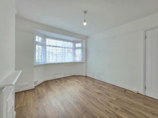 Kerrysdale Avenue, LE4, Leicester