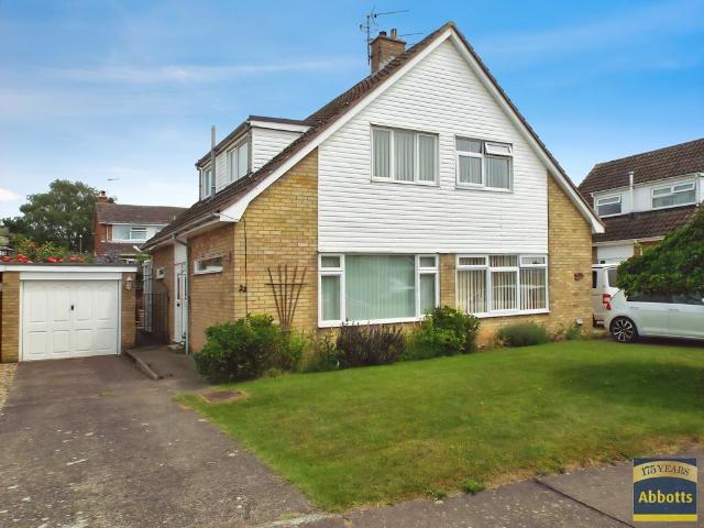 Kersey Close, Stowmarket, IP14 3 bed house to rent £1,275 pcm £294 pw
