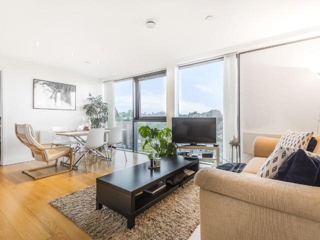 Kersfield Road, Putney, London SW15, 2 bed flat to rent, £2,550 pcm | PrimeLocation