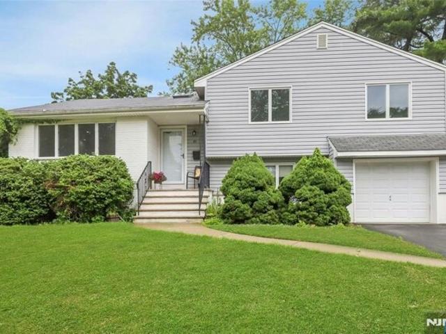 Kershner Pl, Fair Lawn, Home For Sale