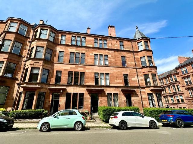 Kersland Street, Hillhead, Glasgow, G12 5 bed flat to rent £3,500 pcm £808 pw