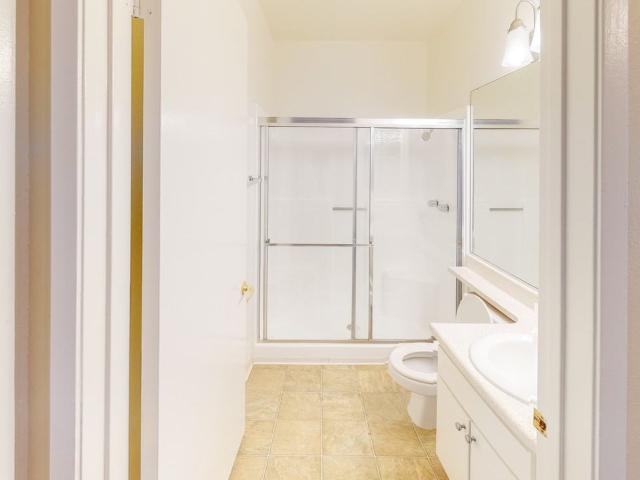 Kester Apartments 2 Bedroom Apartment for Rent at 5057 Kester Ave, Los Angeles, CA 91403 Sherman Oaks