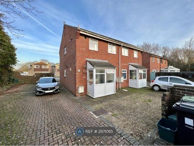 Kestrel Close, Patchway, Bristol BS34, 1 bed flat to rent, £900 pcm | PrimeLocation