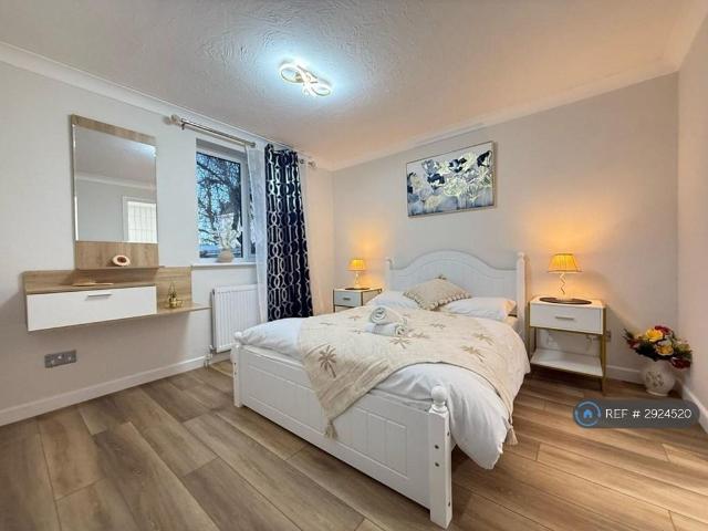 Kestrel House, Farnham, GU9 1 bed flat to rent £1,450 pcm £335 pw