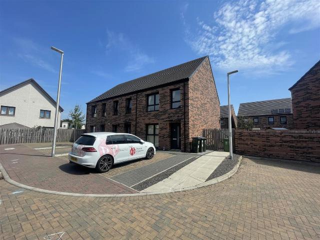 Kestrel Way, Perth PH1, 3 bed property to rent, £975 pcm | PrimeLocation