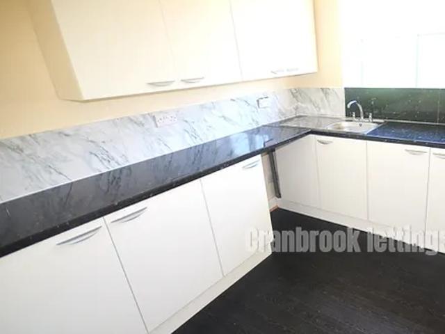Keswick Gardens, London, IG4 5HJ, United Kingdom | 3 bed house for rent #121364906 | Rentberry