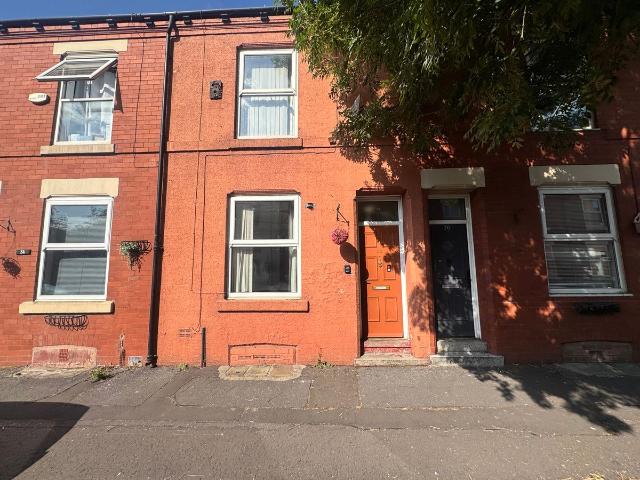 Keswick Grove, Salford, Greater Manchester M6, 2 bed terraced house to rent, £1,100 pcm | PrimeLocation