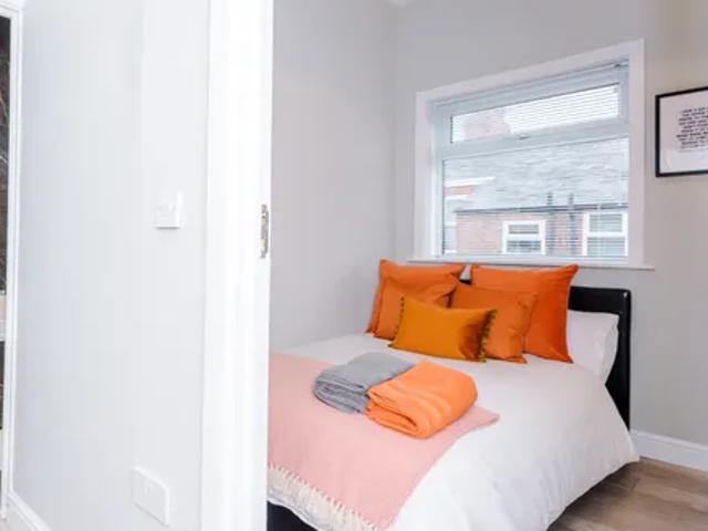 Keswick Grove, Salford, M6 5DZ, United Kingdom | 4 bed house for rent #12056282 | Rentberry