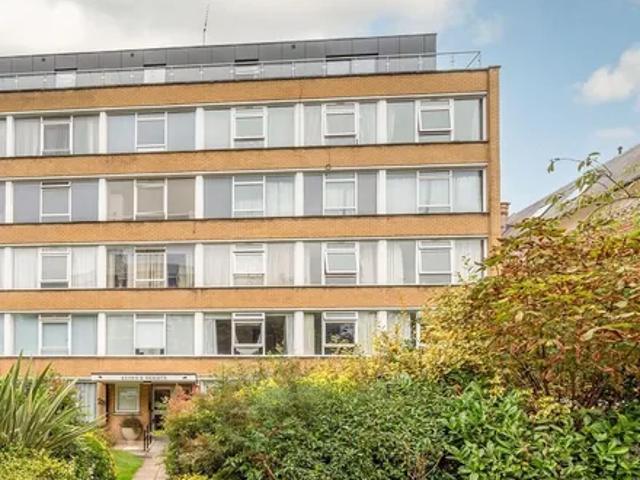 Keswick Heights, 28 Keswick Road, London, SW15 2JT, United Kingdom | 2 bed apartment for rent #167826457 | Rentberry