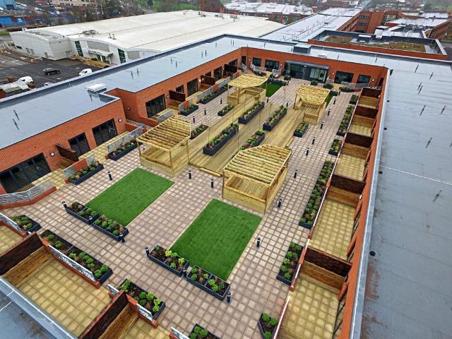 Kettleworks, Pope Street, Jewellery. 2 bed penthouse to rent £1,375 pcm £317 pw