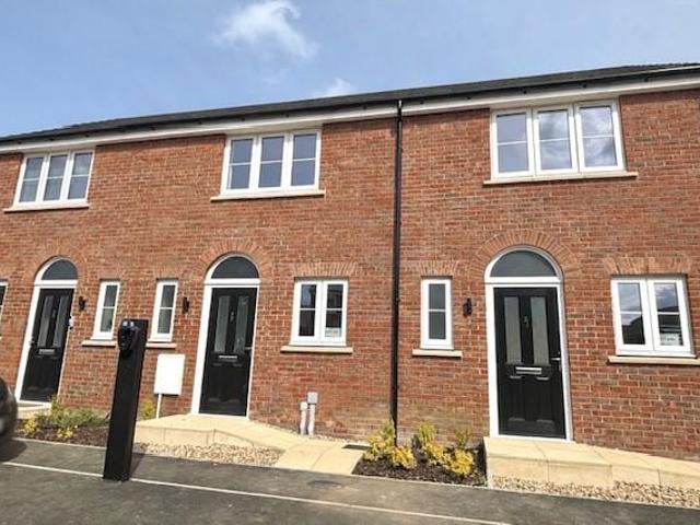 Ketts Oak, Downham Market 2 bed terraced house to rent £1,025 pcm £237 pw