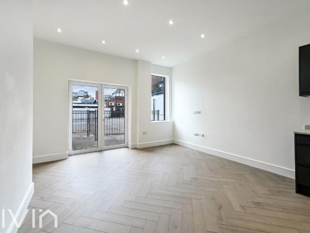 Ketan House, Croydon CR0, 2 bed flat to rent, £1,600 pcm | PrimeLocation